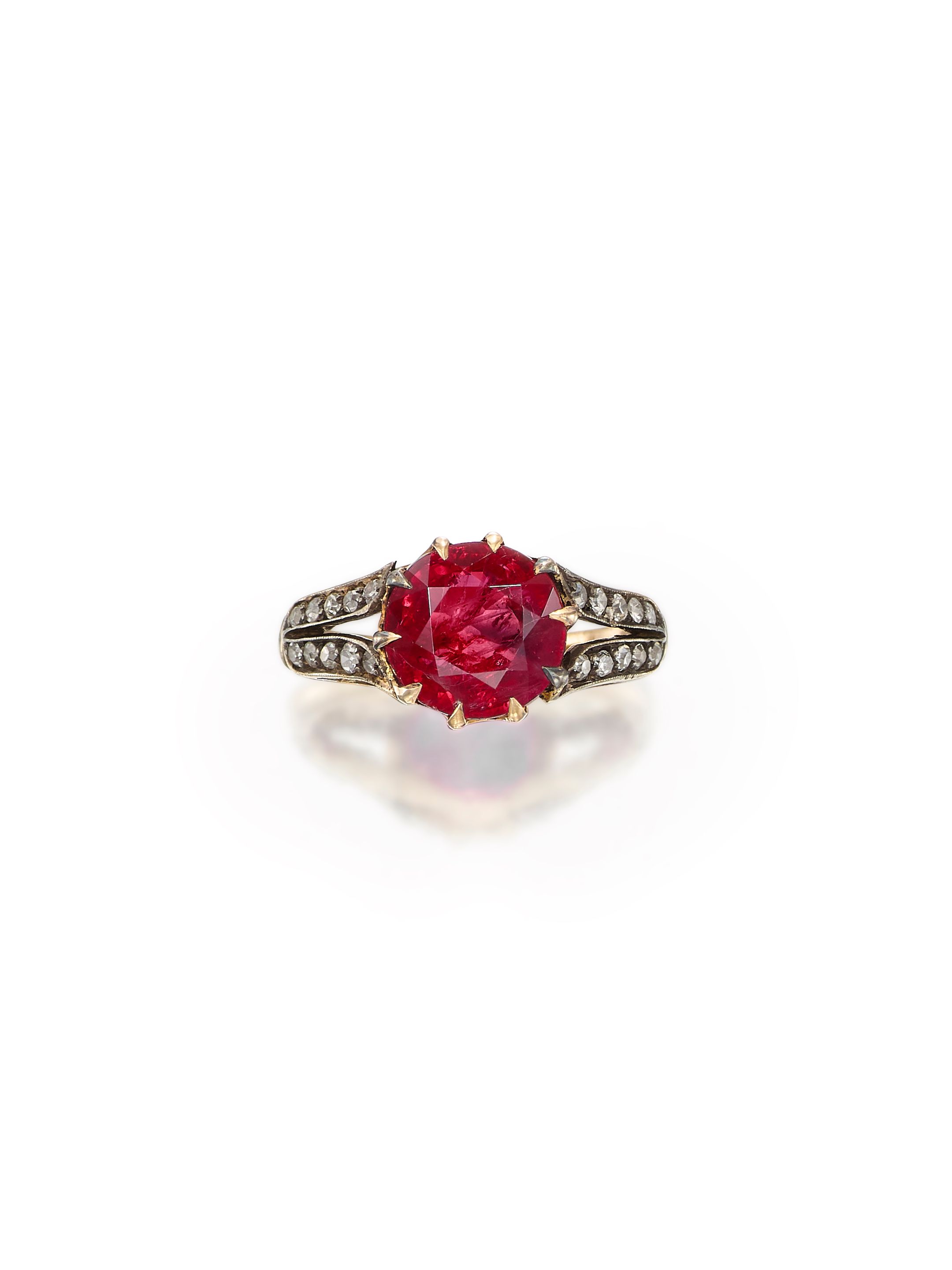 Bonhams : RUBY AND DIAMOND RING